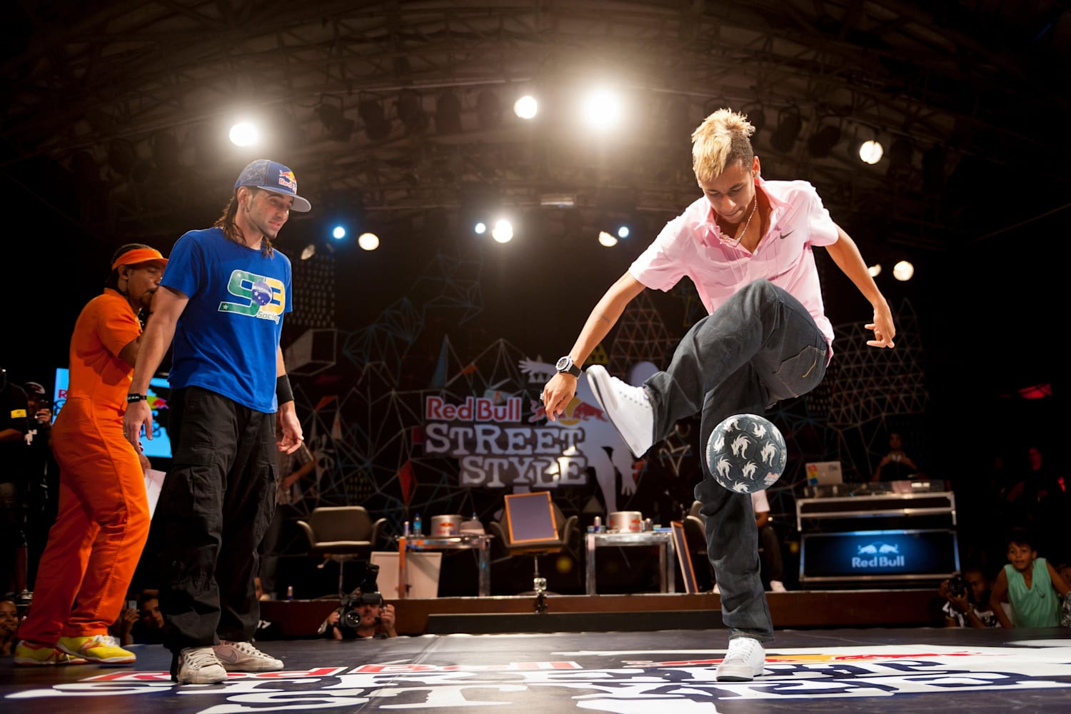 Brazil captain Neymar v freestyle legend Sean Garnier