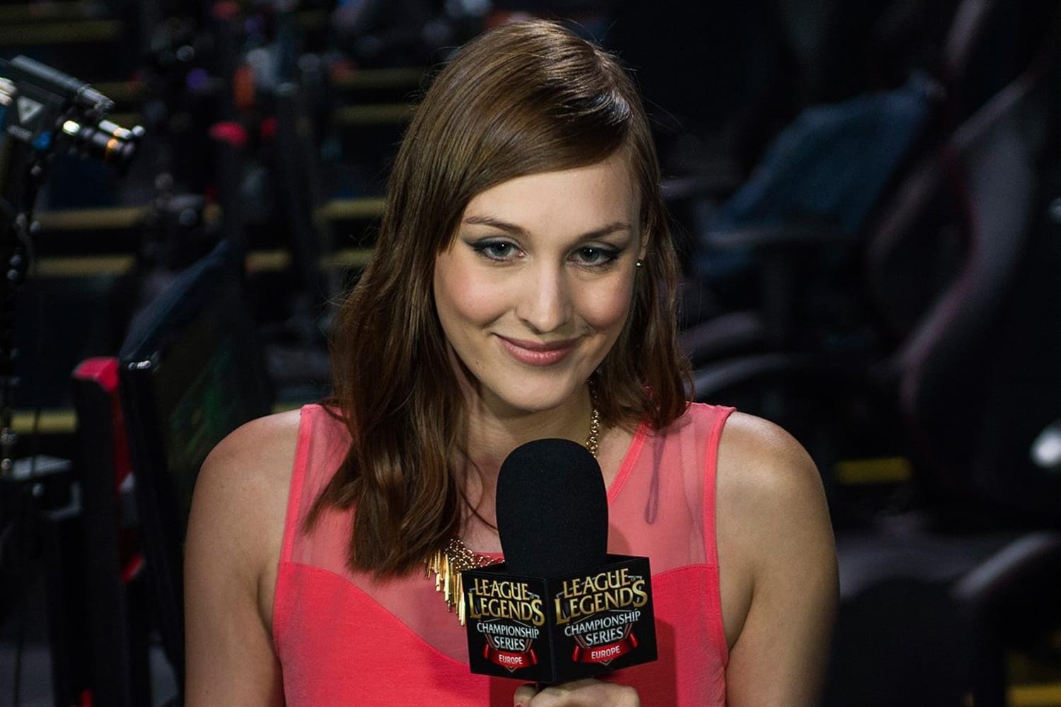 Unfold: Interview with Eefje 'Sjokz' Depoortere