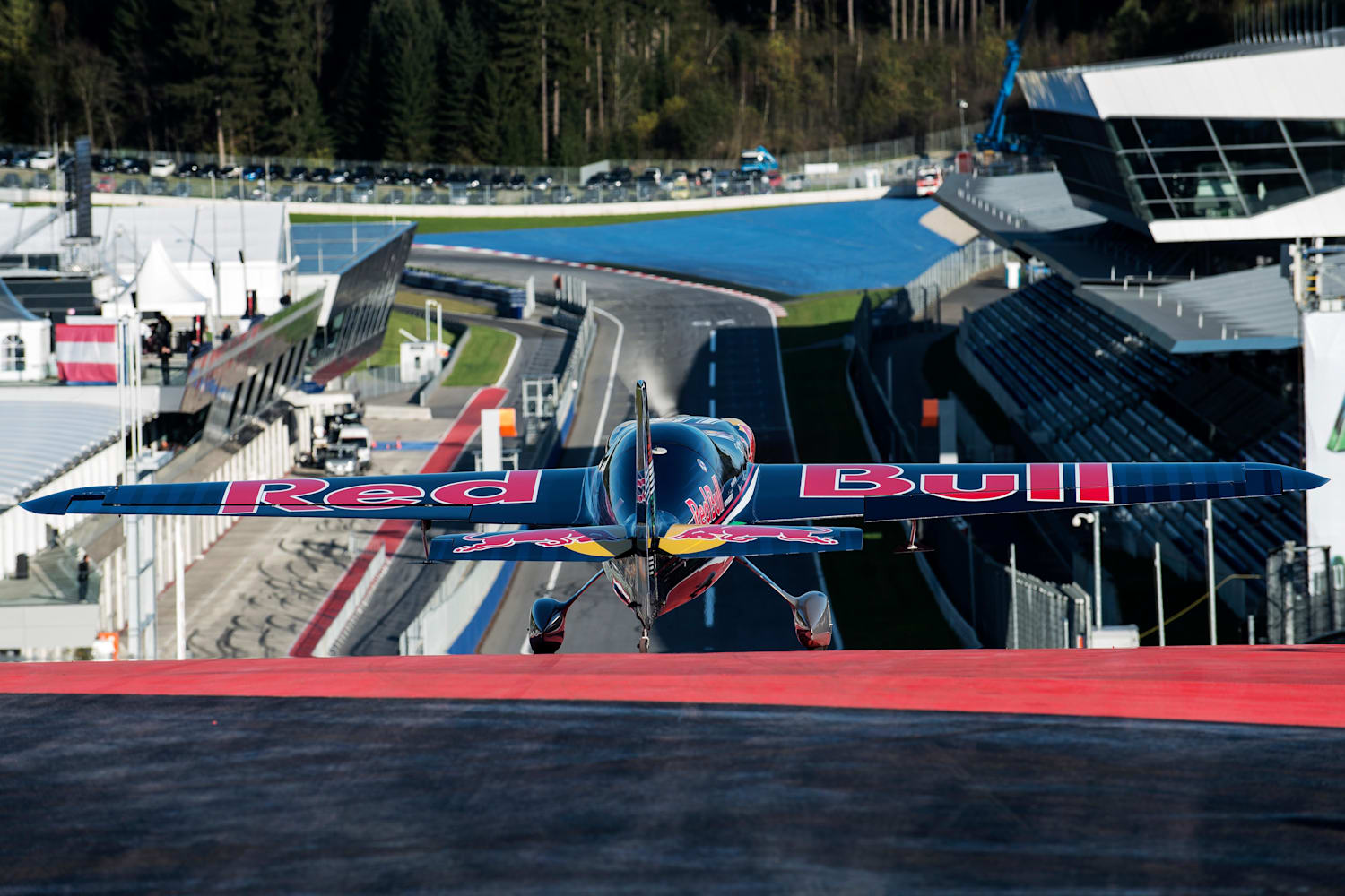Red Bull Air Race w Spielberg: Wyścig o wszystko!