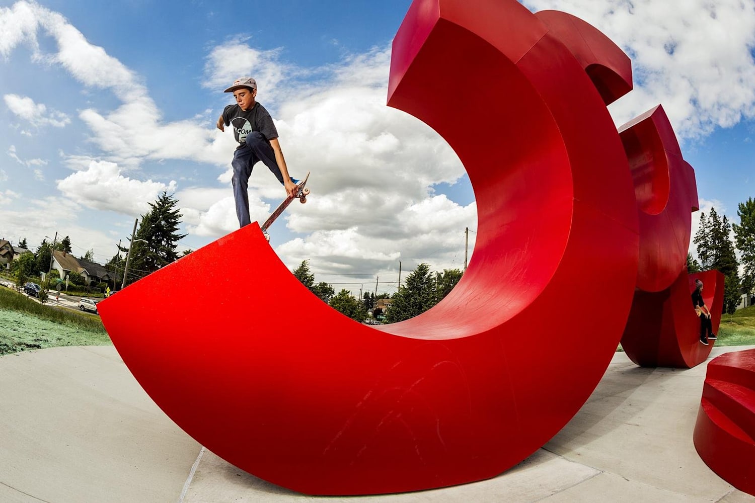 Alex Midler - Skateboarding Street