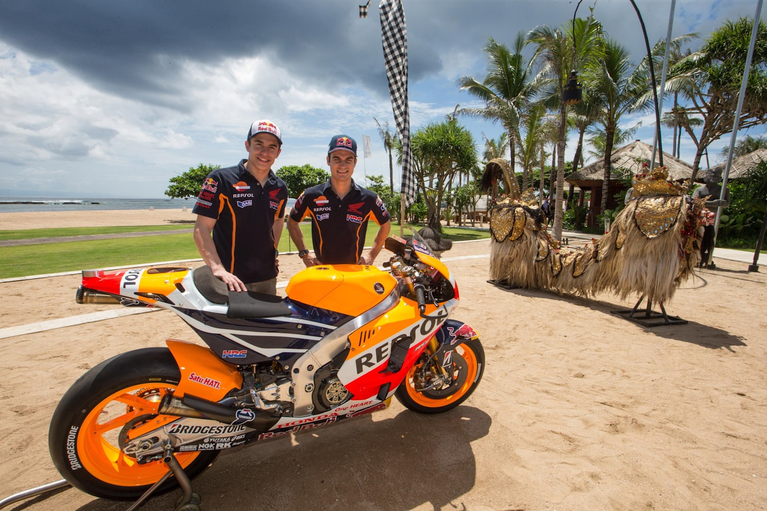 Photos of the Repsol Honda MotoGP bike 2015