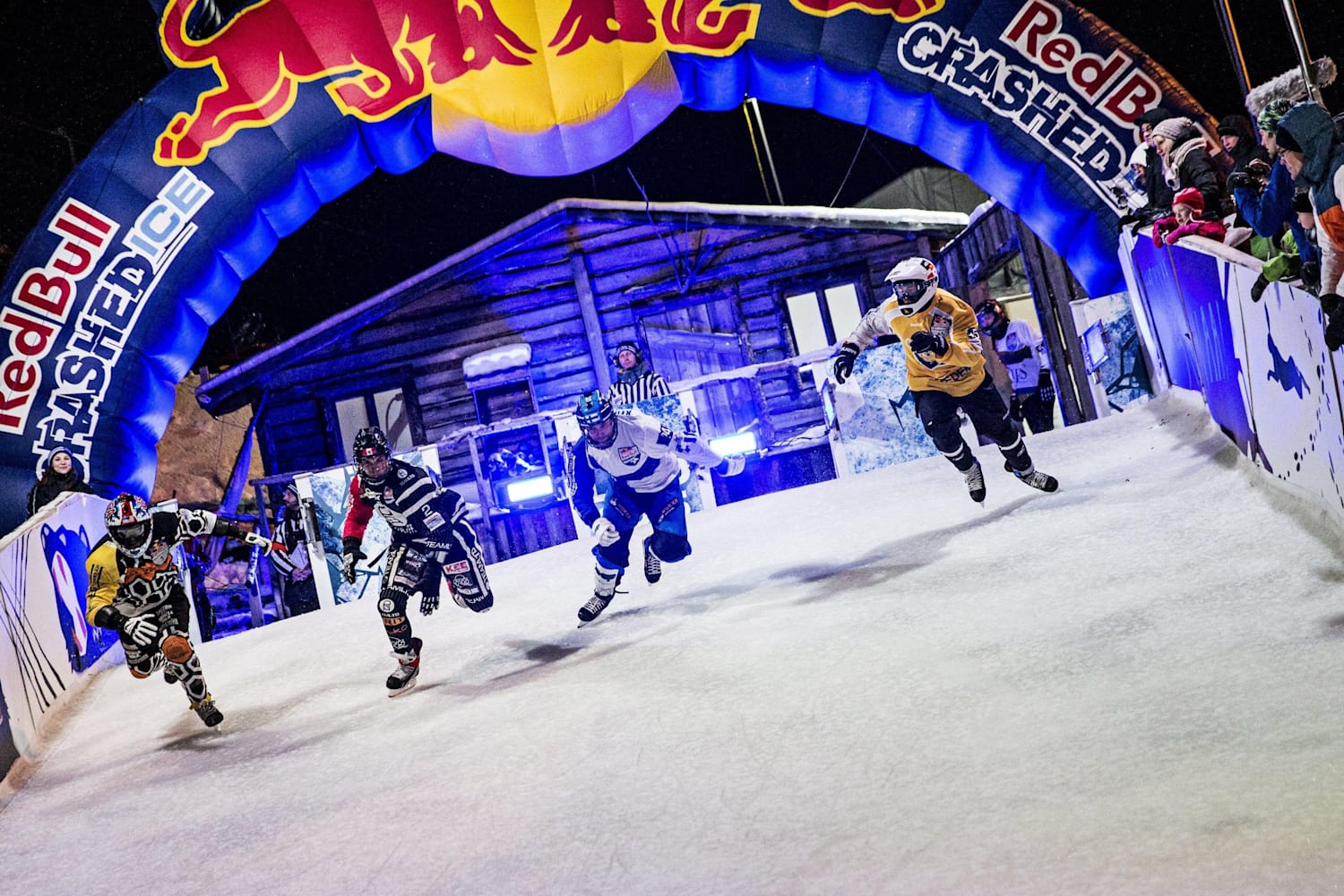 Scott Croxall võitis Crashed Ice Helsingi etapi