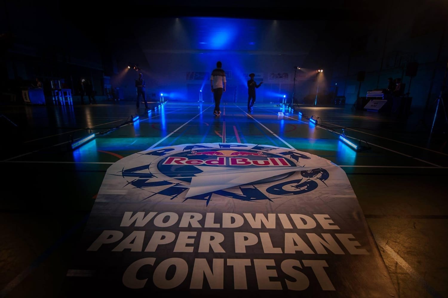 National final red bull paper wings