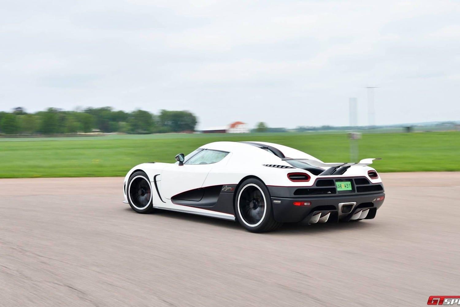 The fastest road cars on the planet Koenigsegg Bugatti