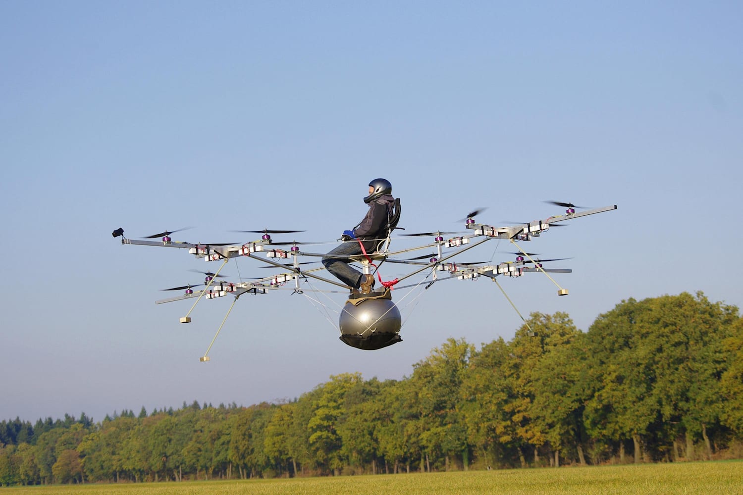 Strange and unusual flying machines *photos* | Red Bull