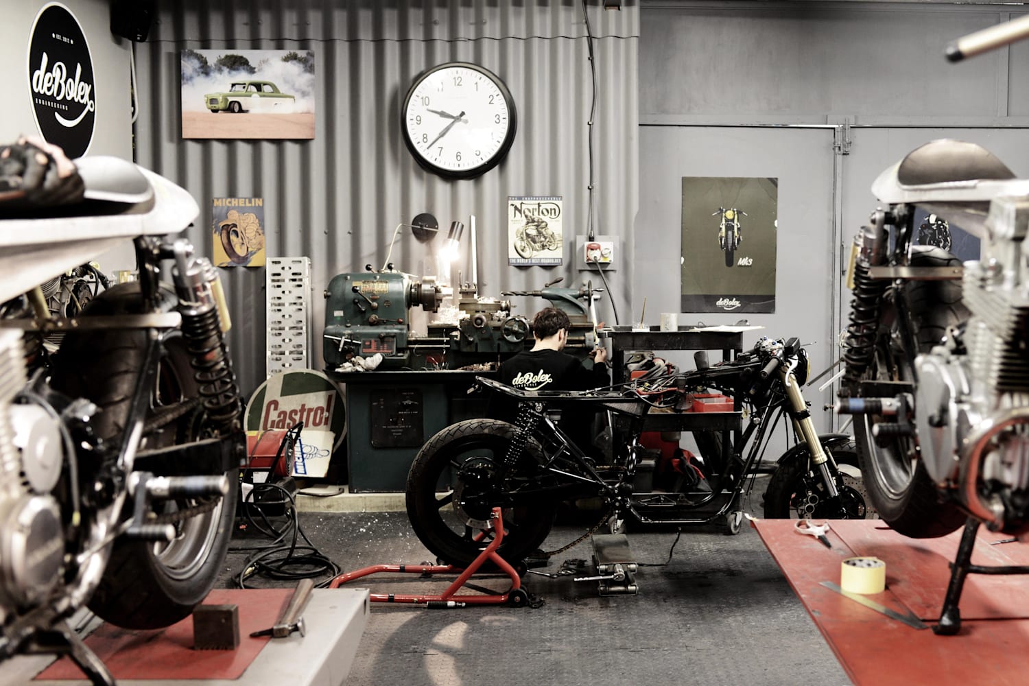 Custom Corner: deBolex Engineering in video