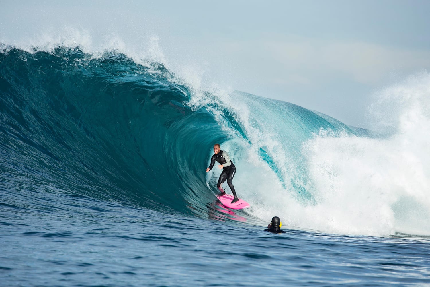 Mathews revela os 5 segredos para surfar Cape Fear