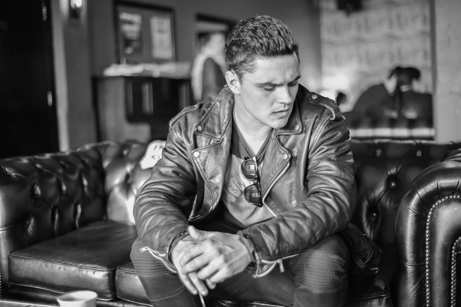 Stealth Intro premiere