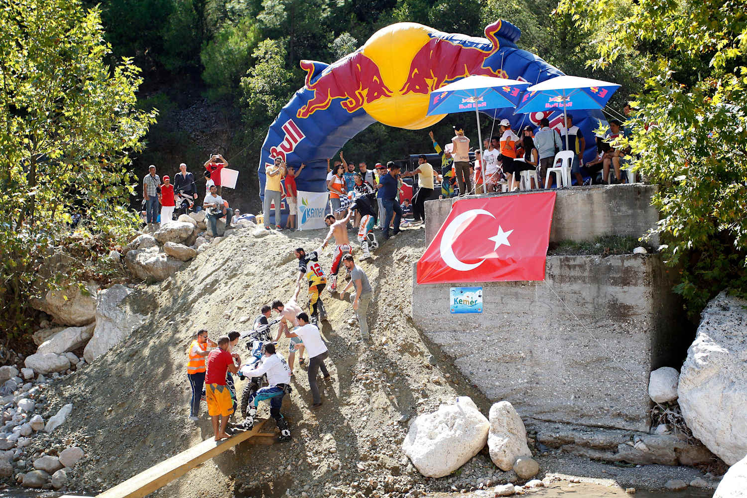 Video Red Bull Sea to Sky Forest race
