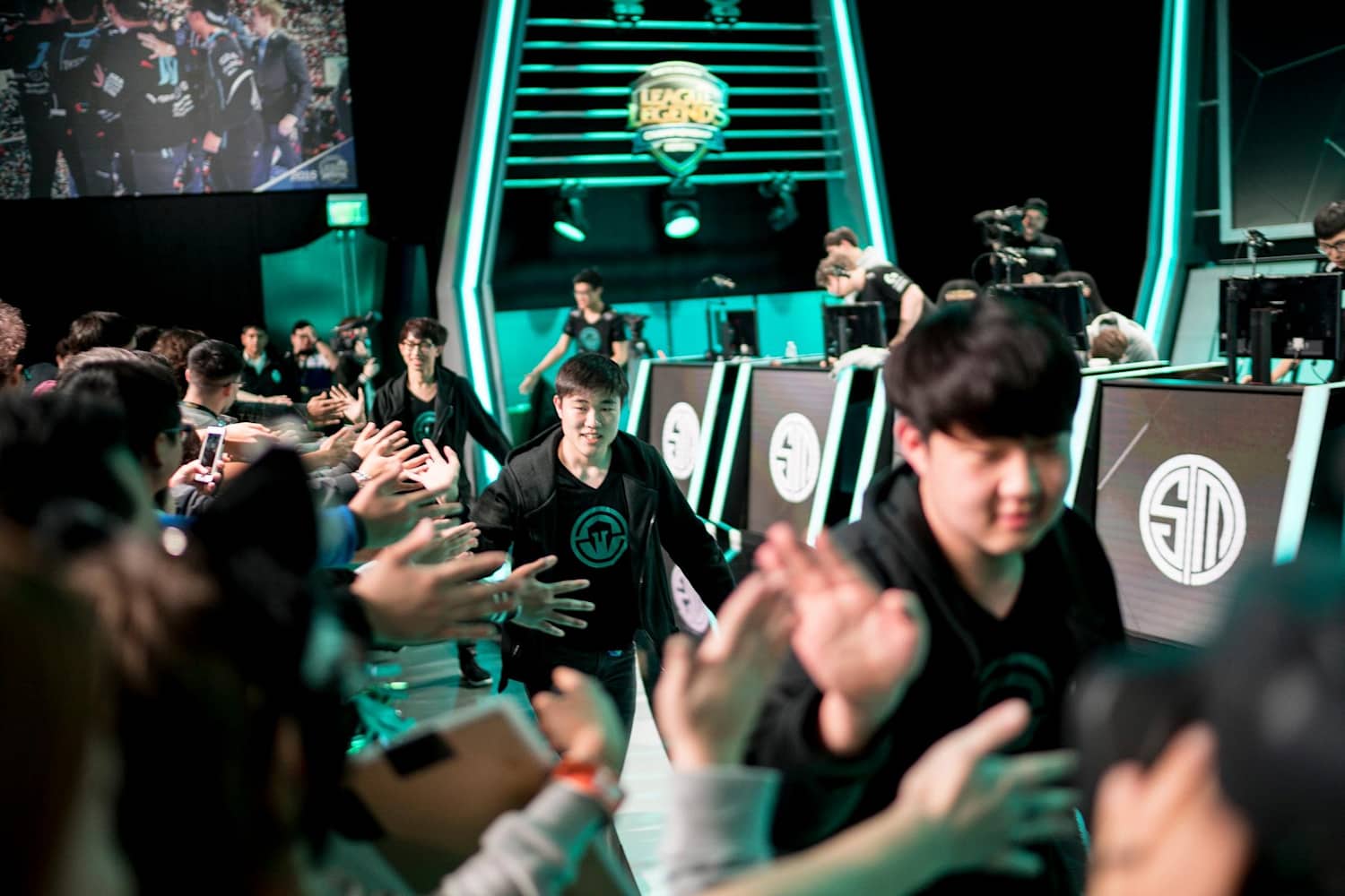 Four Of The Best Perfect LoL Games