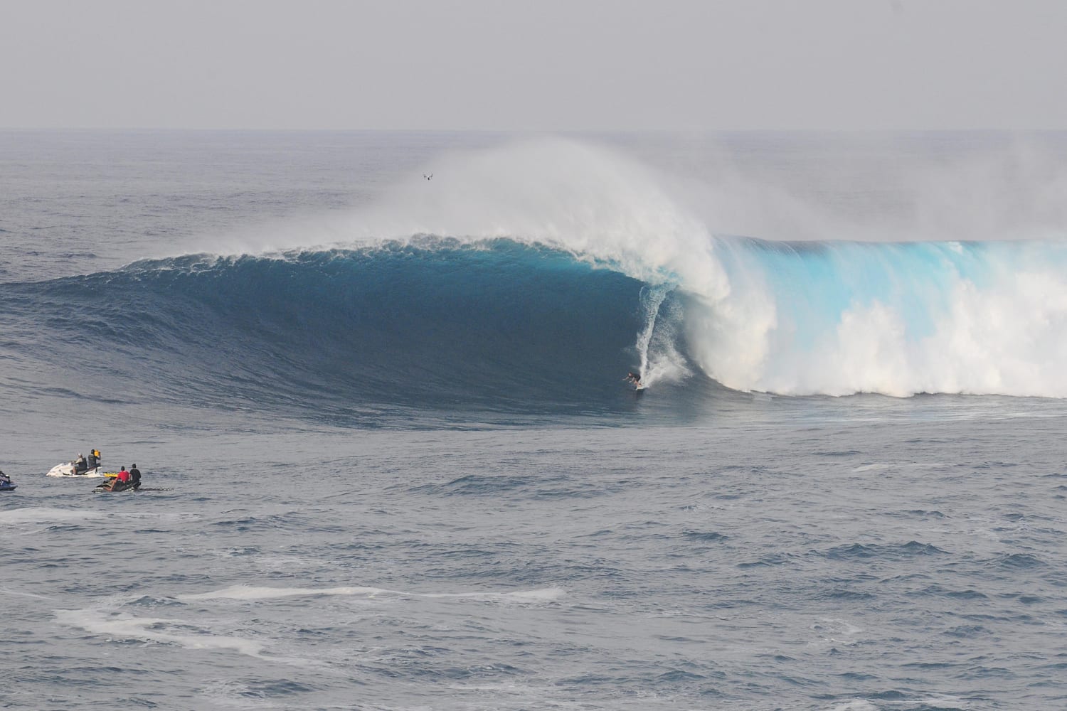 Sessions: Jaws – Peahi Maui Hawaii | Red Bull Surfing