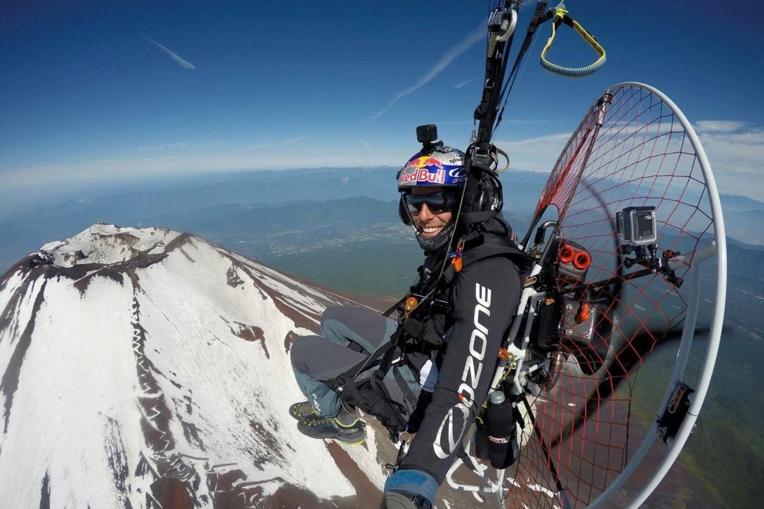 This paramotorist just flew over Mount Fuji | Red Bull