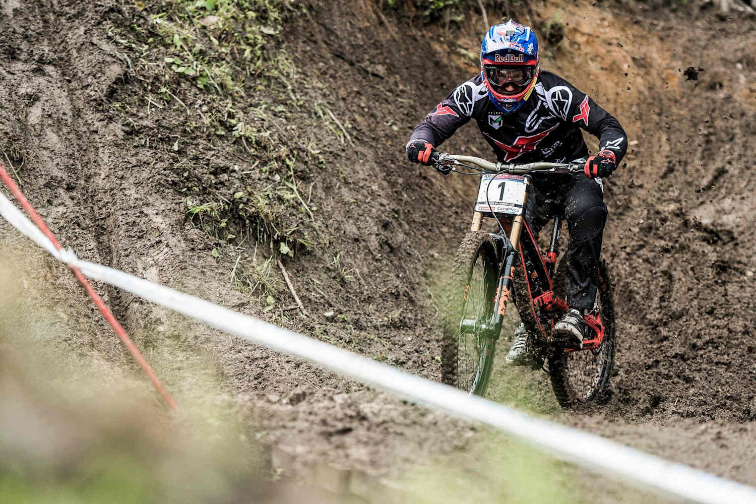 Leogang DH 2016 Marco Fontana Docet Gwin fot the Win