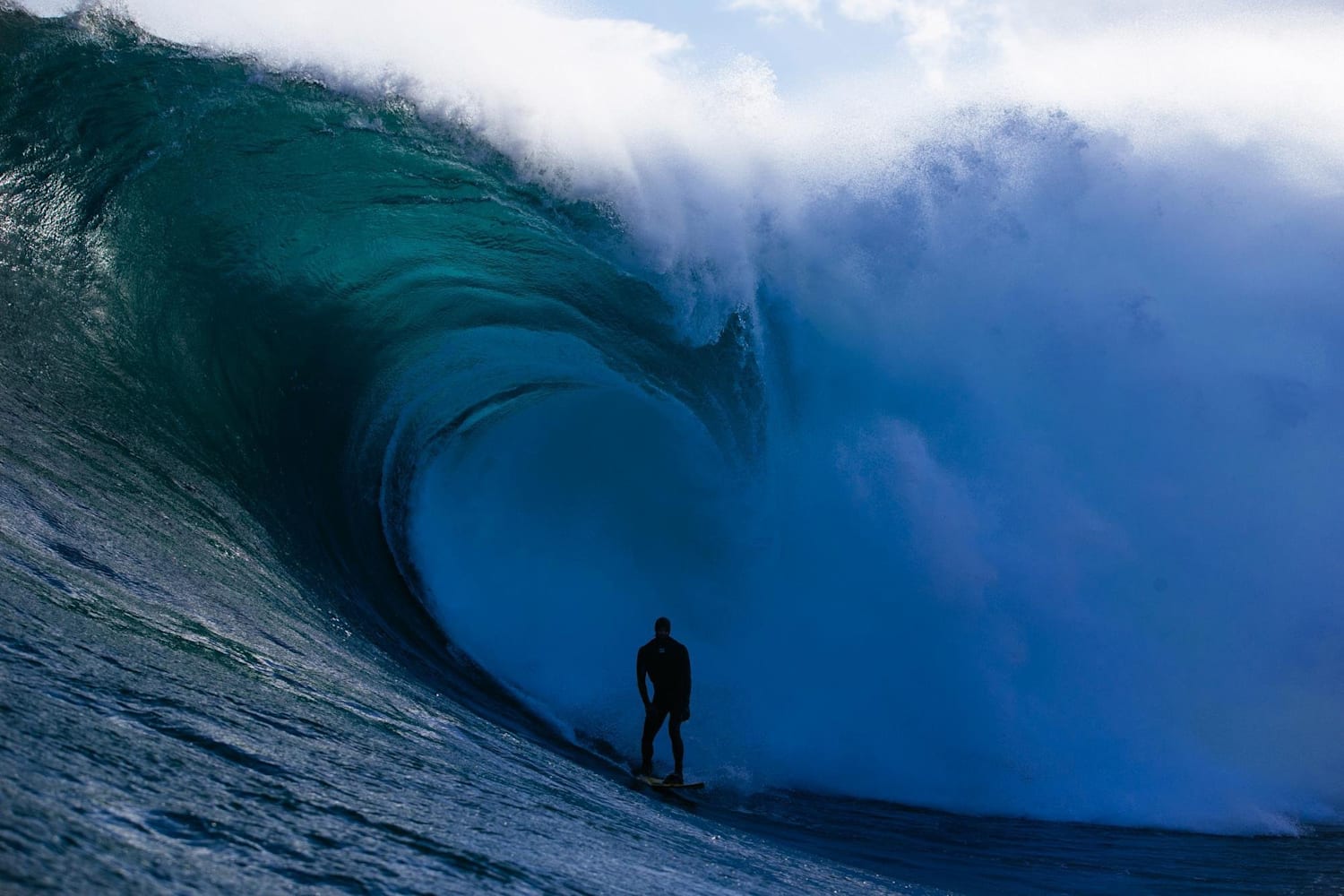 Shipstern Bluff quebrando poderosa na Tasmânia