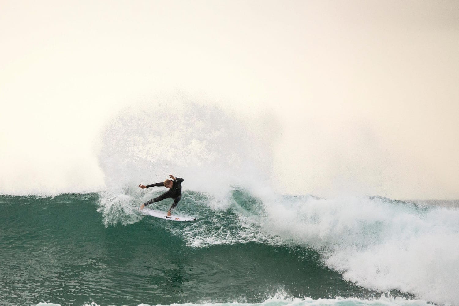 **Mick Fanning wins at Jeffreys Bay! | Red Bull Surfing