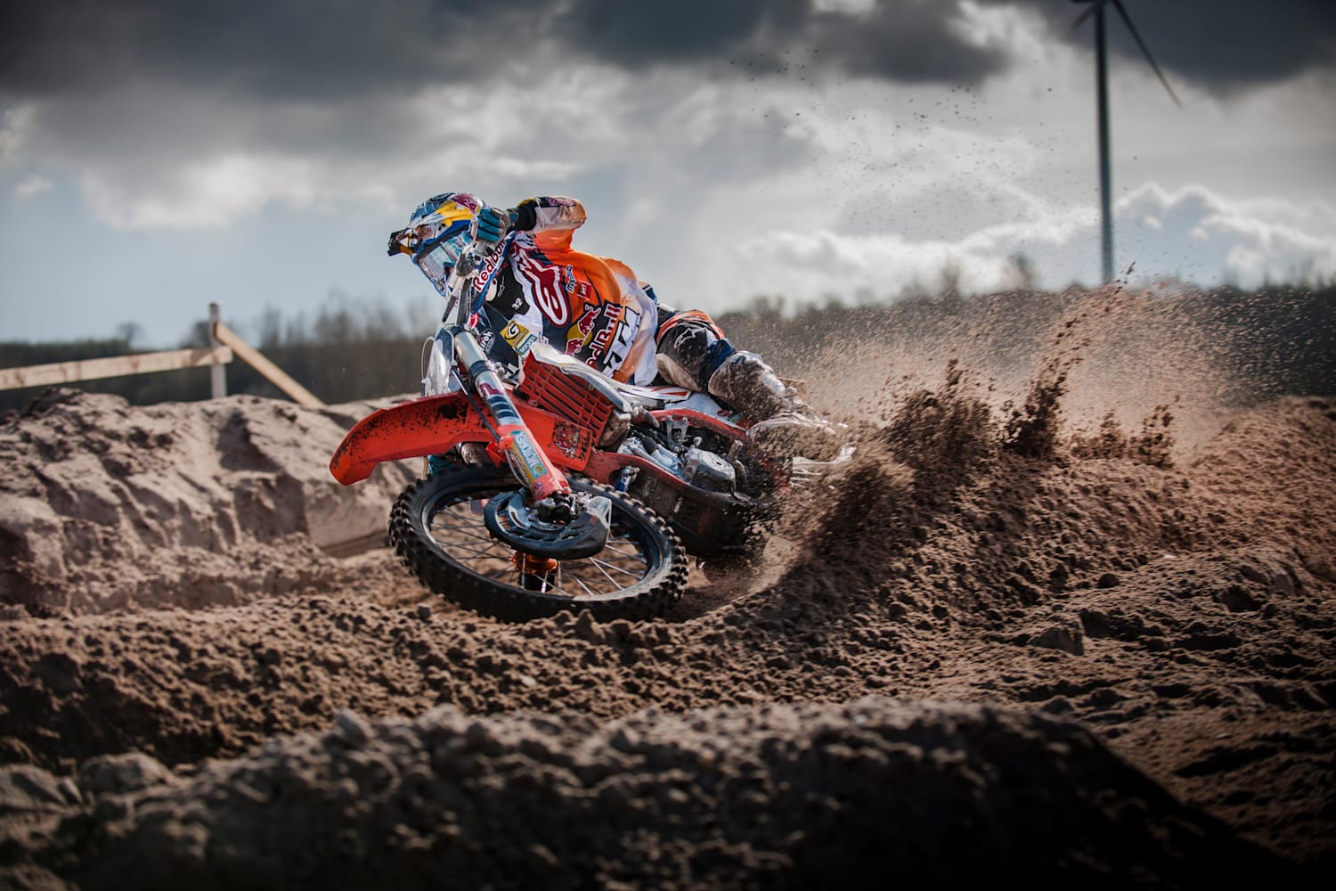Motocross tracks AMA vs MXGP: Which one is tougher?