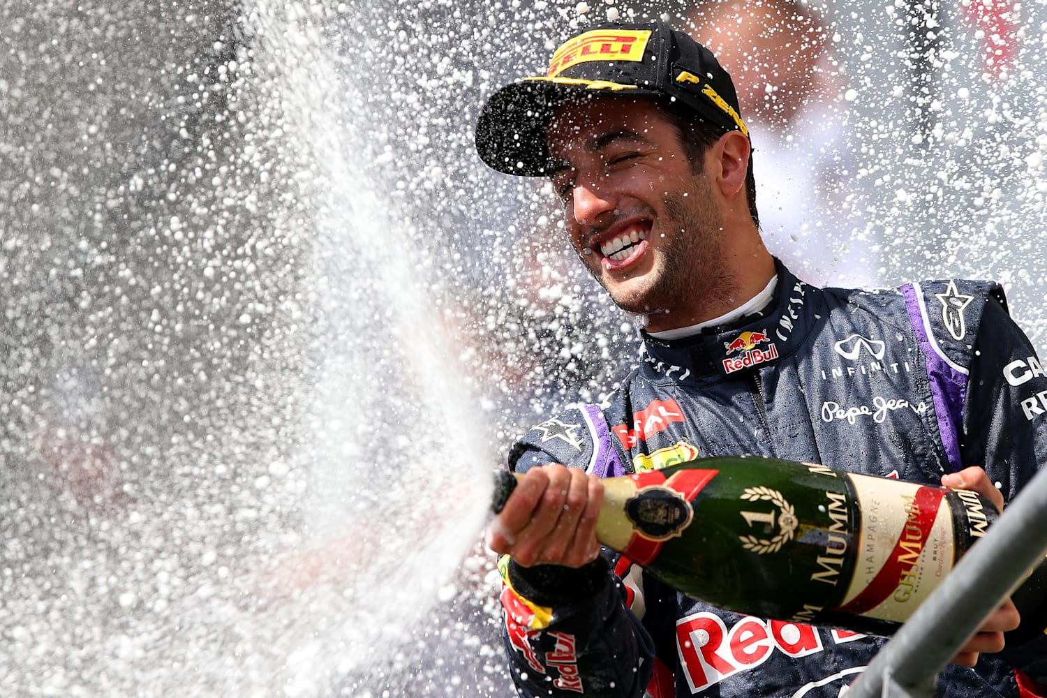 Daniel Ricciardo reveals the secrets of a perfect lap