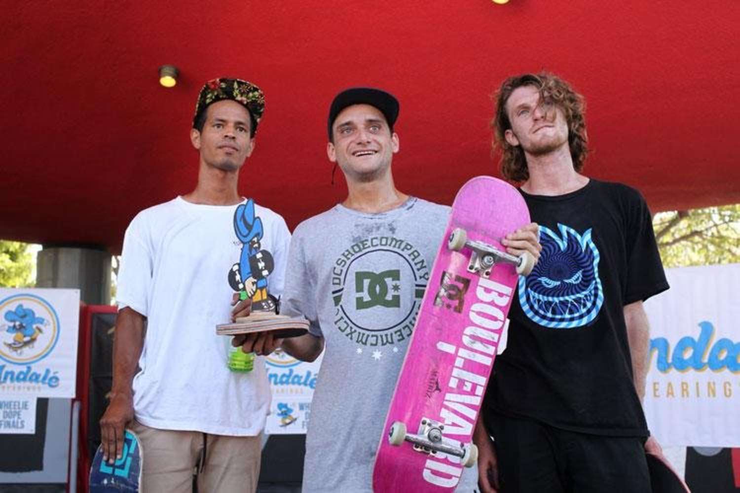 O brasileiro Carlos Iqui é o vencedor do Wheelie Dope