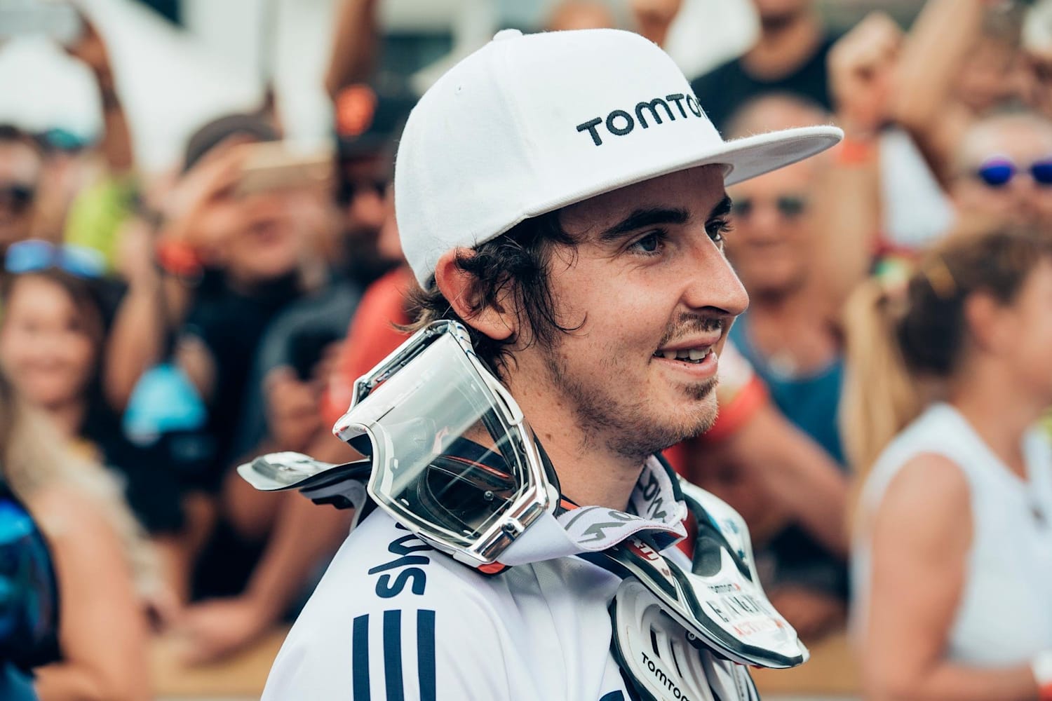MTB: Rob Warner Meets Danny Hart video | Red Bull Bike