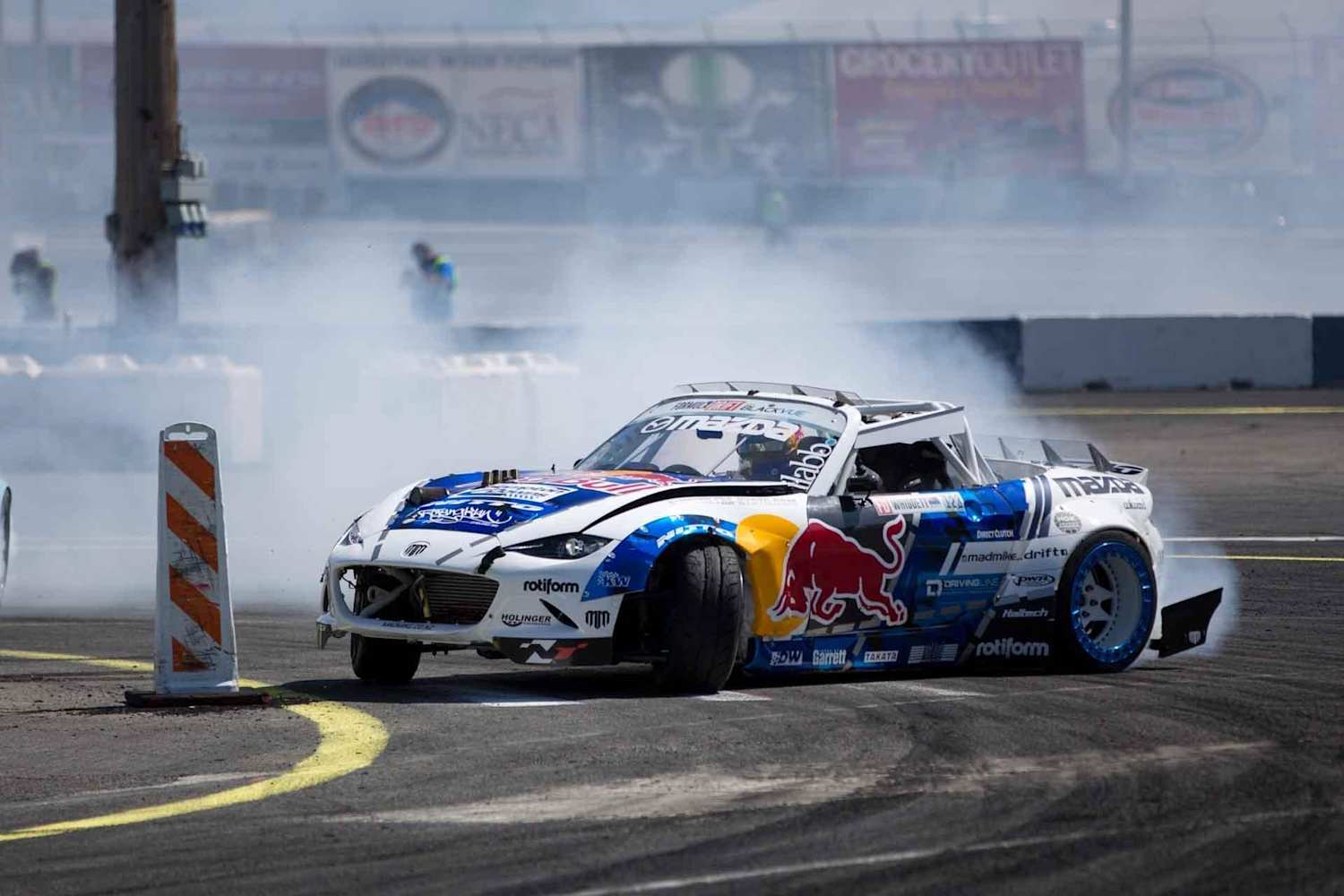 Formula Drift Irwindale 2016 Live Stream | Red Bull