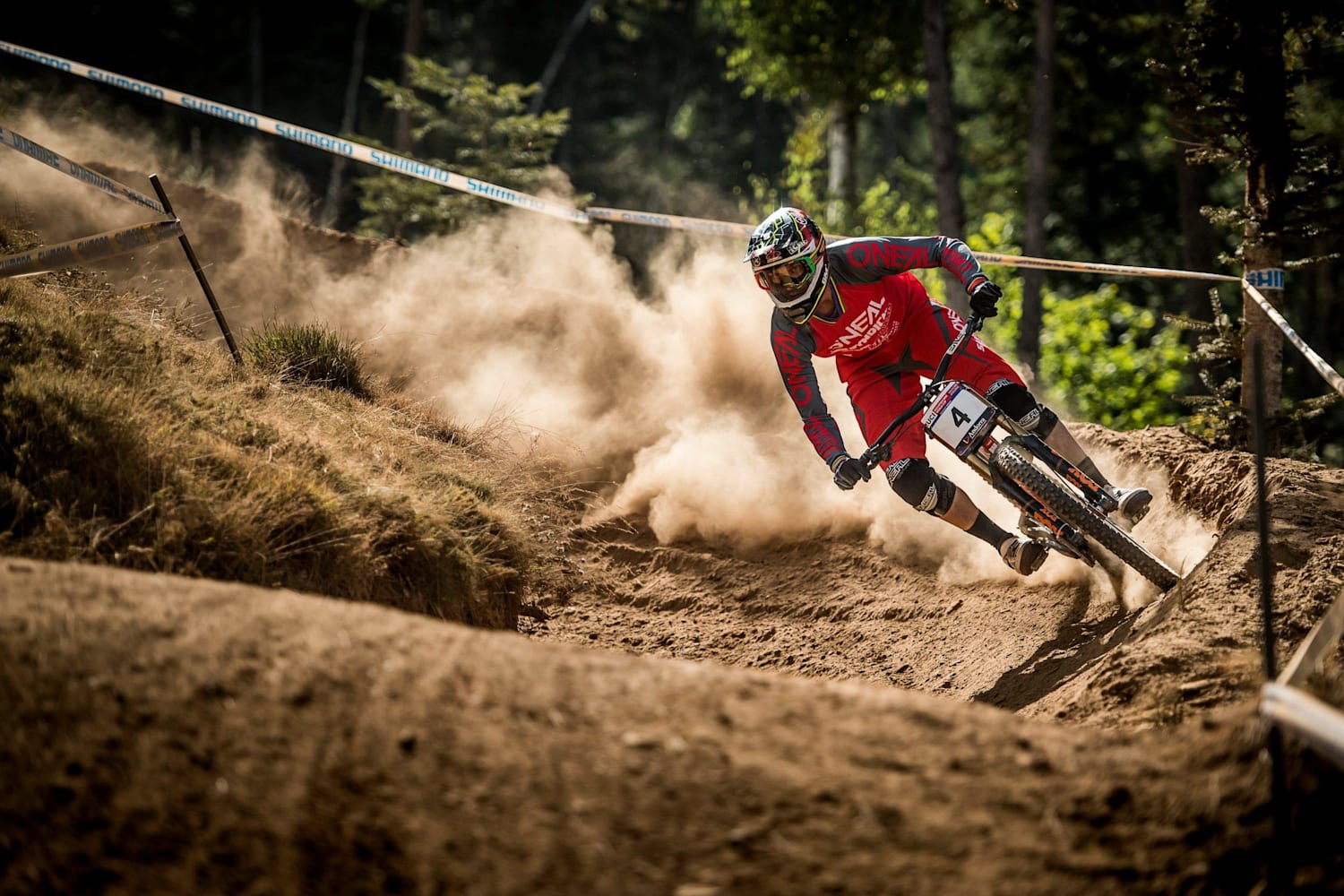 Rob Warner meets our very own Greg Minnaar