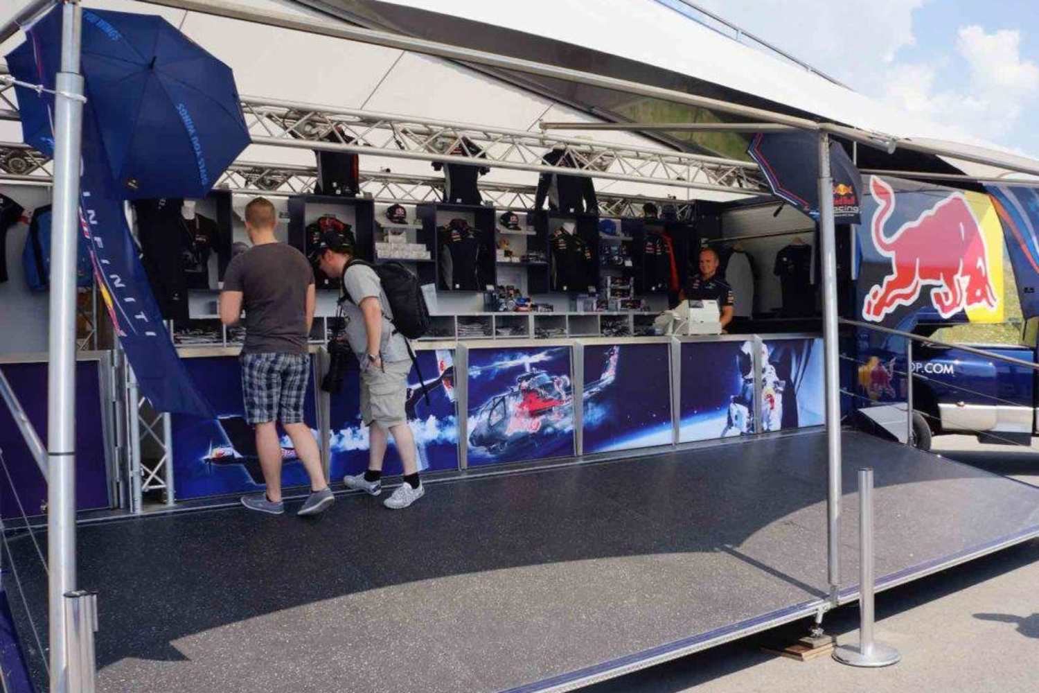 Red Bull Merchandising Dodge