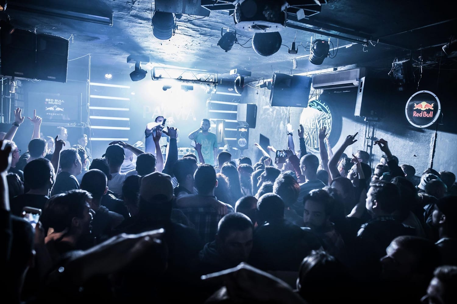 Foto: Egzil rasprodan u Tuzli