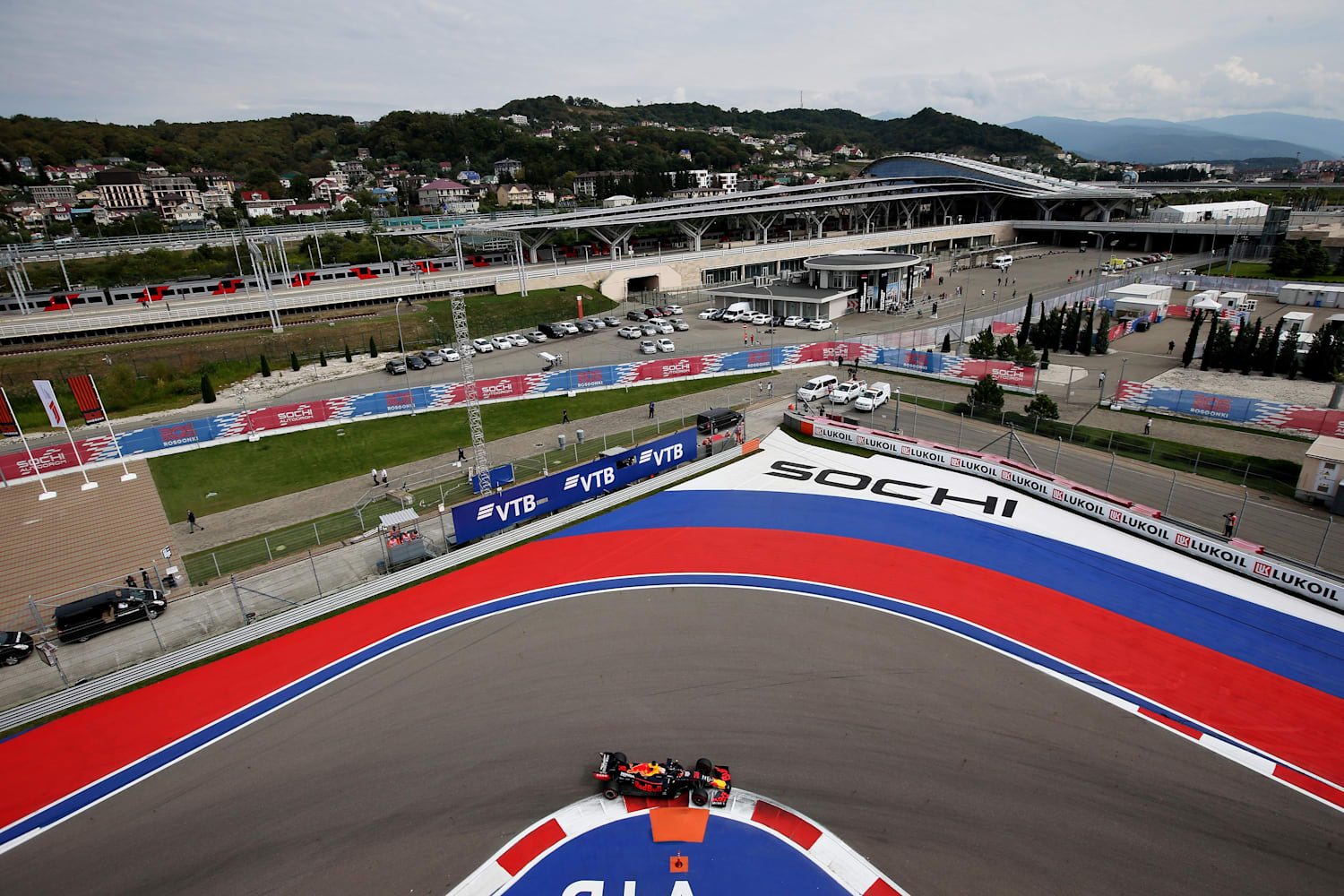 Wygrana Hamiltona, awaria Vettela w Soczi – GP Rosji F1