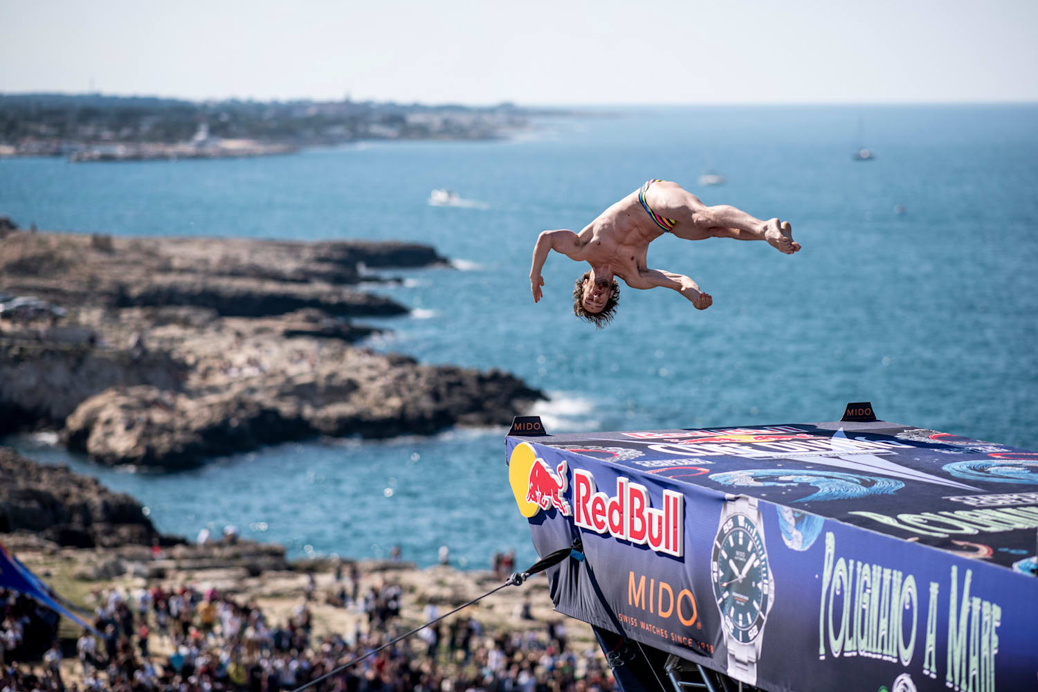 Red Bull Cliff Diving: The perfect take-off explained