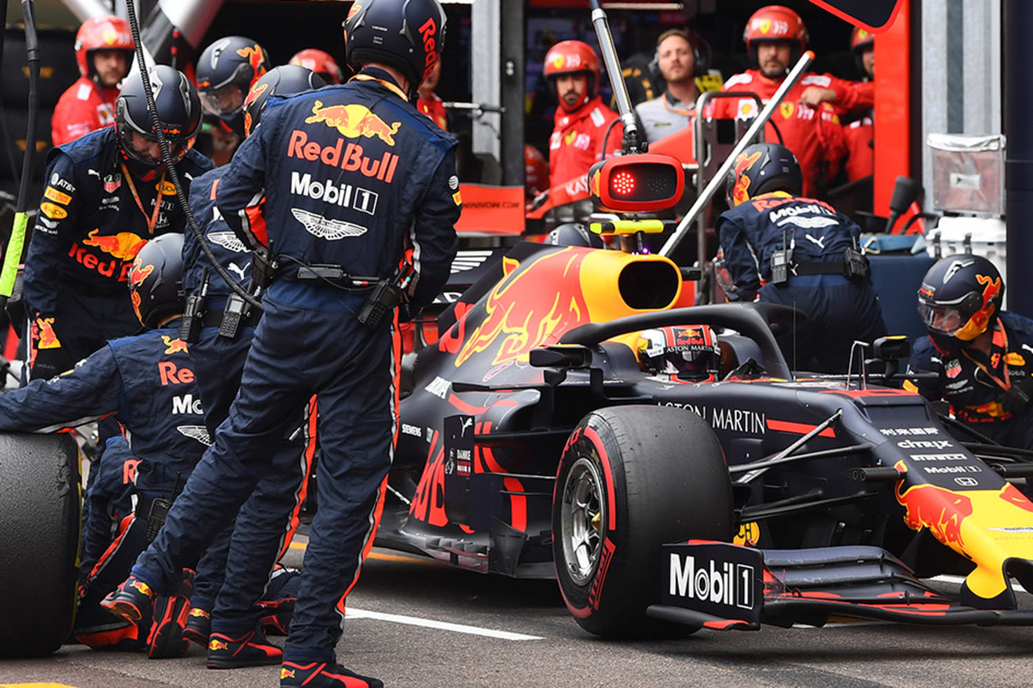 Red Bull Racing: pit stop 2020.