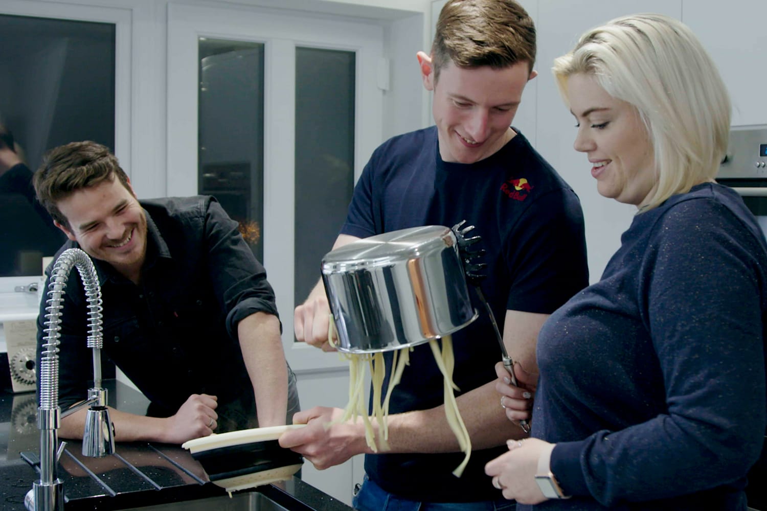 Mike Chen meets Elfyn Evans and Casey Brown – video