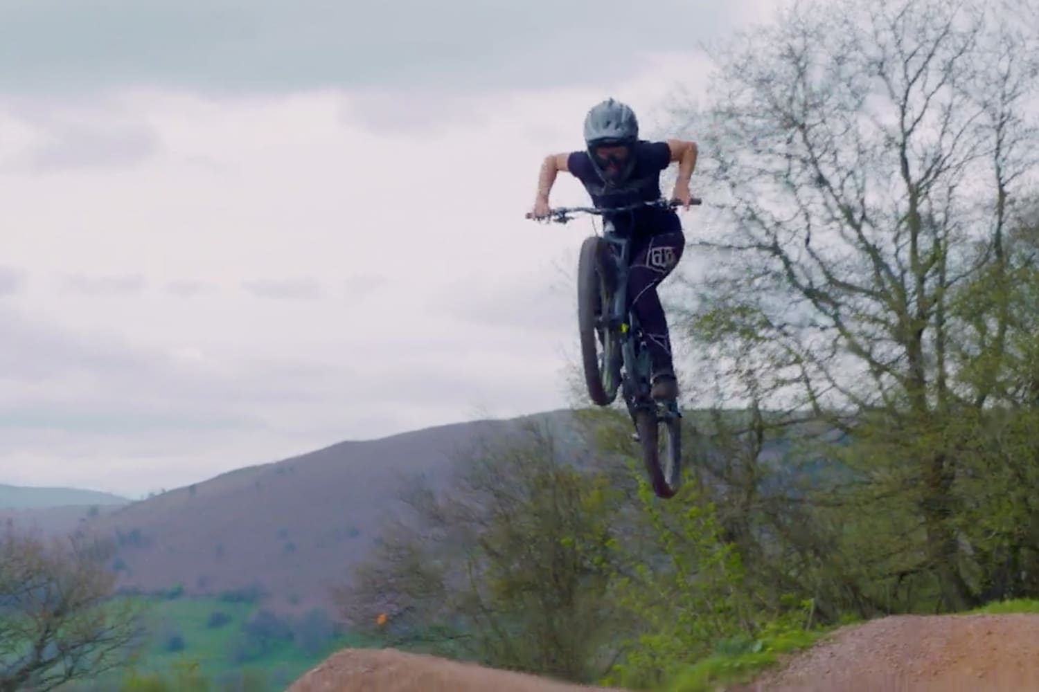 MTB Raw S1 E21: Veronique Sandler hits the Welsh trails