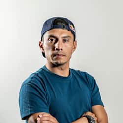 Jonathan Paredes: Get to know the Mexican cliff diver