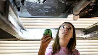 Drift Queen S1 E4: Becky Evans meets pro drifters