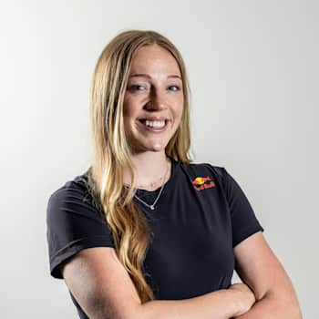 Molly Carlson: Cliff Diving – Red Bull Athlete Page