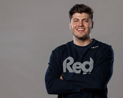 Professional FIFA Player Mike LaBelle's Journey
