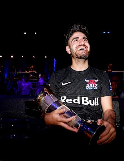 FIFA 21 Profitipps: RBLZ Profi Umut zeigt wie's geht!