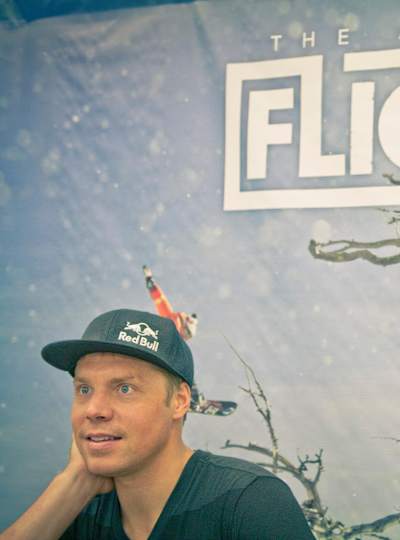 Art of Flight: World premiere