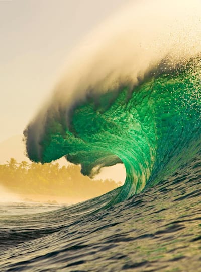 Surfing Legendary Pipeline Wave | Volcom Pipe Pro 2015