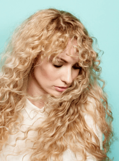 Emmi premieres You Said You Loved Me music video