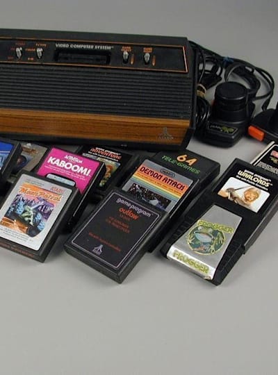 Atari 2600 foi aberto após ficar 36 anos lacrado