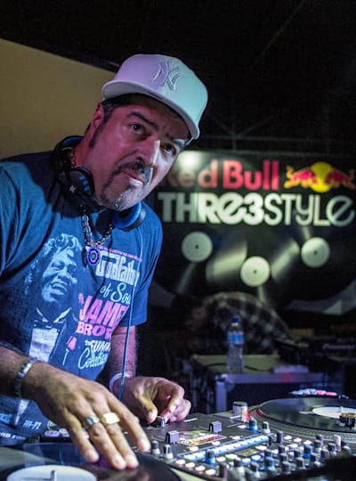 10 grandes hits da música negra brasileira, por DJ Hum