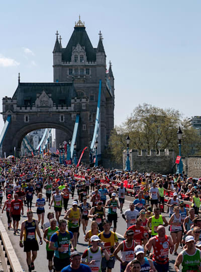 Best places to watch the London Marathon: Top 7 spots