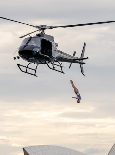 Rhiannan Iffland talks Sydney Harbour helicopter dive