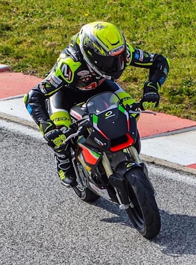 Blog | Luca Lunetta studying for his first test