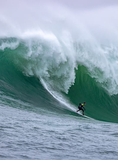 Top 10 Santa Cruz Surfing Spots to Check Out