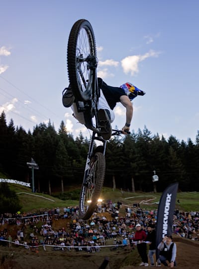 Kade Edwards sends it sideways onto Whip-Off podium