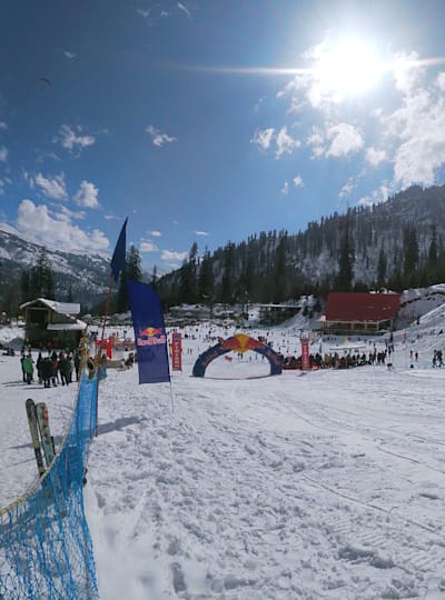 Solang Valley: Skiing and Snowboarding Championships