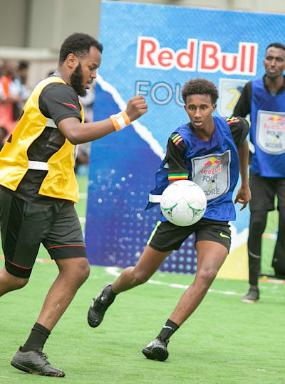 Red Bull Four 2 Score: Smart Legends opening qualifier