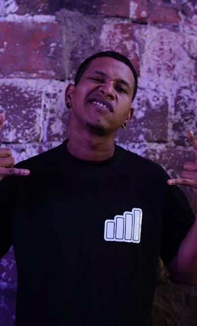 Airon Punchline | Biografía